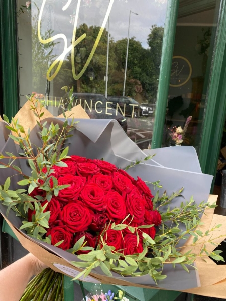 A World of Silk Flowers Awaits | Silky Bouquets